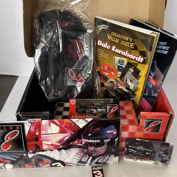 Toys | Dale Earnhardt Fan Club Fanny Pack Box Set 1998 Die Cast Nascar ...